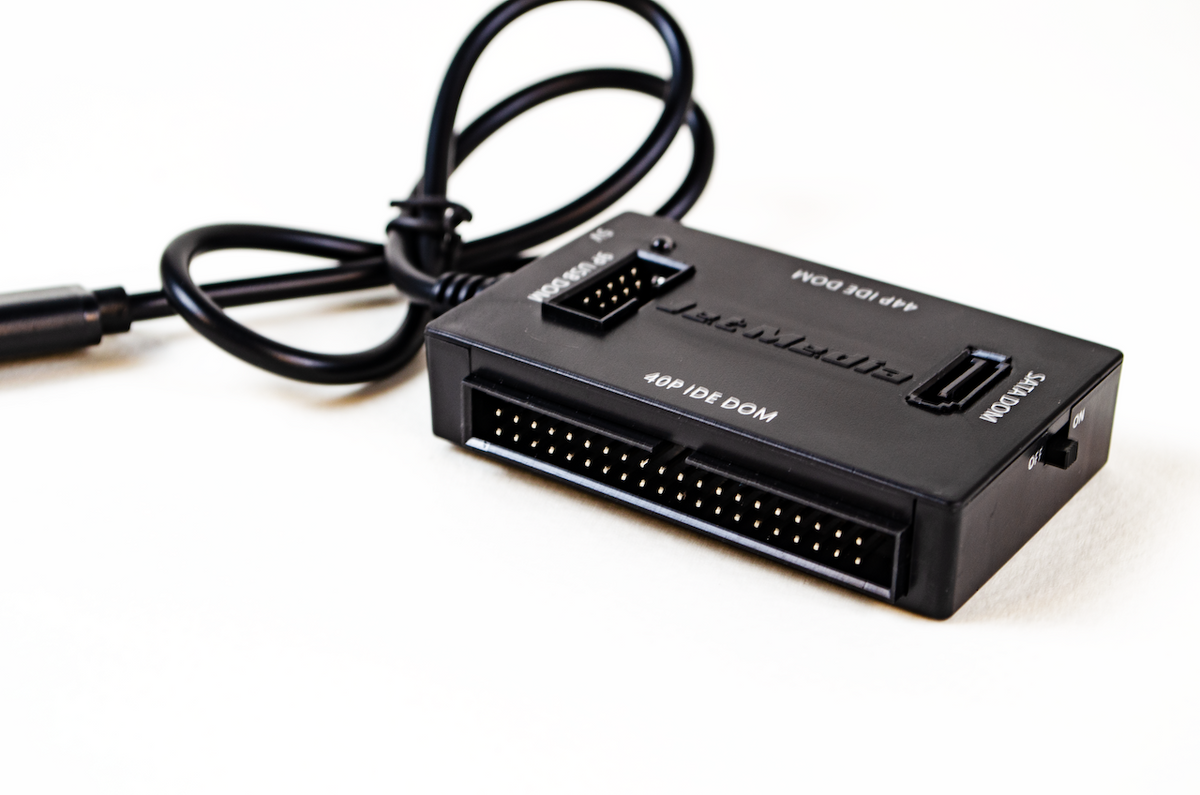 JetMedia USID-500 5-in-1 DOM Card Reader